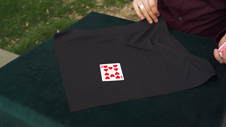 Thin Air by Ignacio Lopez - The Magic Apple