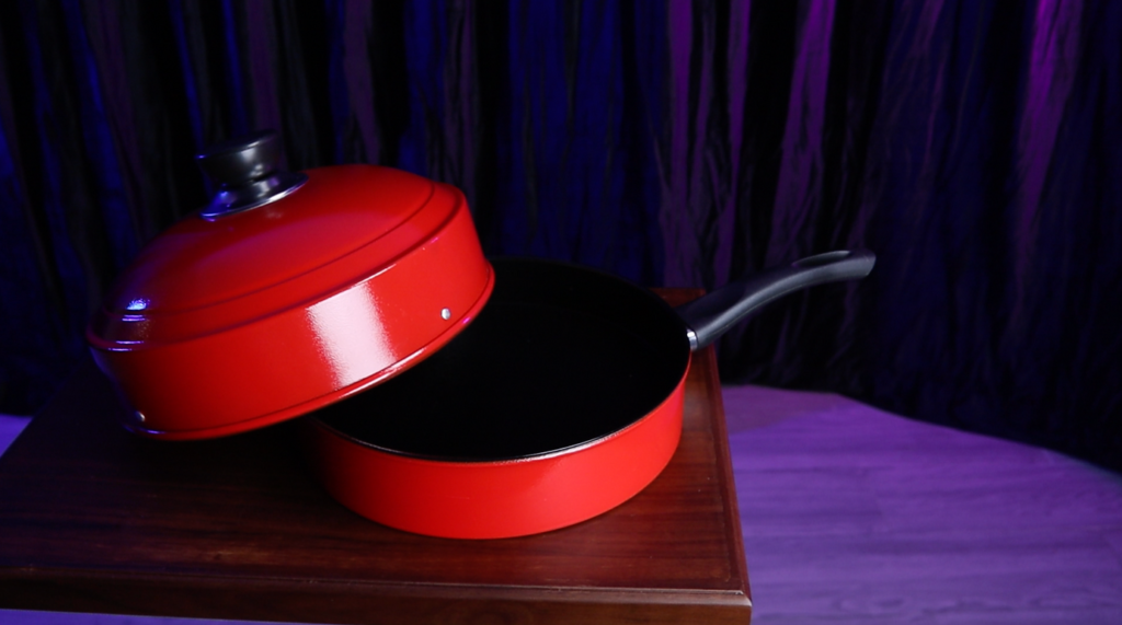 Frying Pan Dove Pan by Bond Lee - The Magic Apple